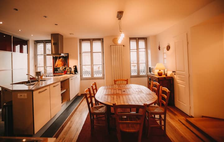 Grand Logement Au Centre-ville - Besançon