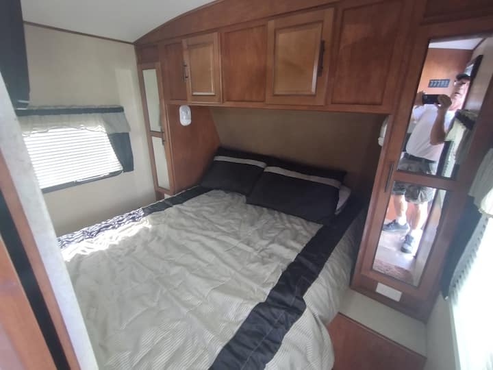 Cozy Camper In The Mountains - Fall Creek Falls, TN