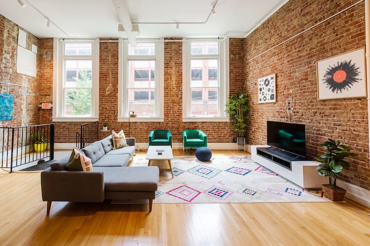 Dreambird | Downtown | Sleeps 14 Guests - Charlottesville, VA