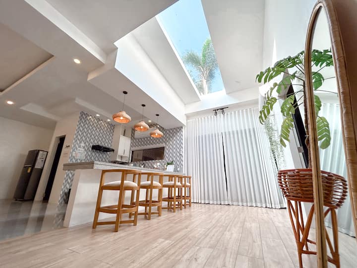 Private Villa With Common Pool ~ Sensation Villa - 安吉利斯