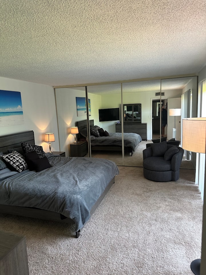 Centrally Located Townhouse - Fort Myers