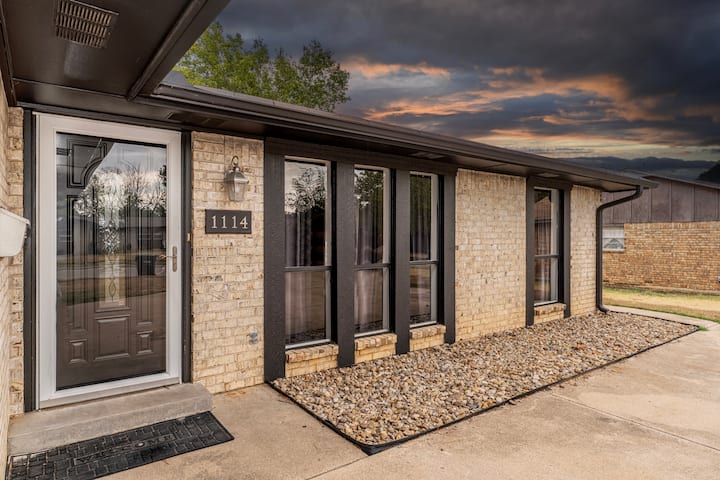 4 Bedroom Near Shopping&eats - Ardmore, OK