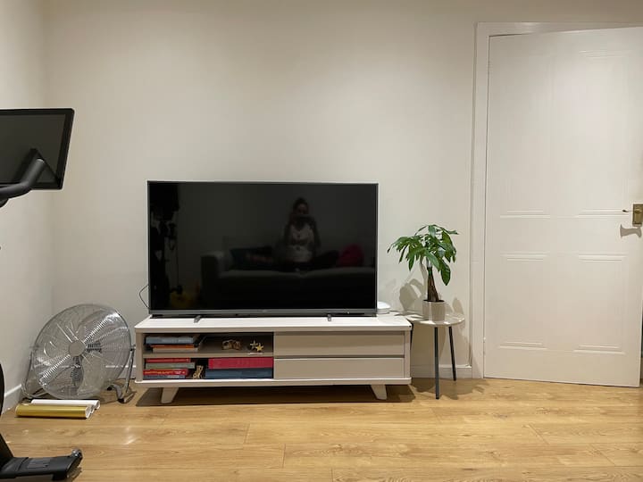 3 Bedroom House In Idyllic Area - Livingston