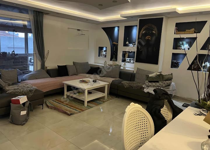 Izmir Güzelyali Hersey Yürüyüs Mesafesi - Aéroport d'Izmir Adnan Menderes (ADB)