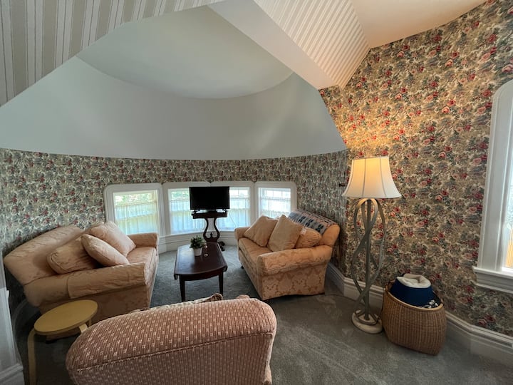 Queen's View B&b-mona's South Lakeview+plunge Pool - Bayfield, WI