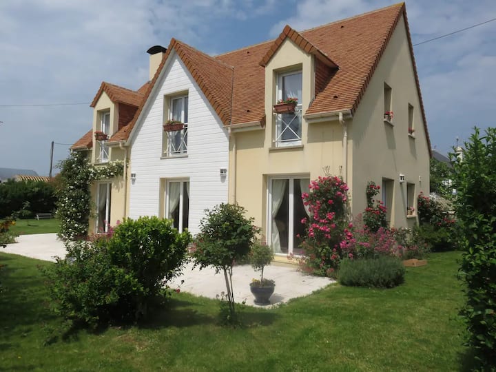 Chambre D'hôte à Lion Sur Mer à 30 M De La Plage - Ouistreham