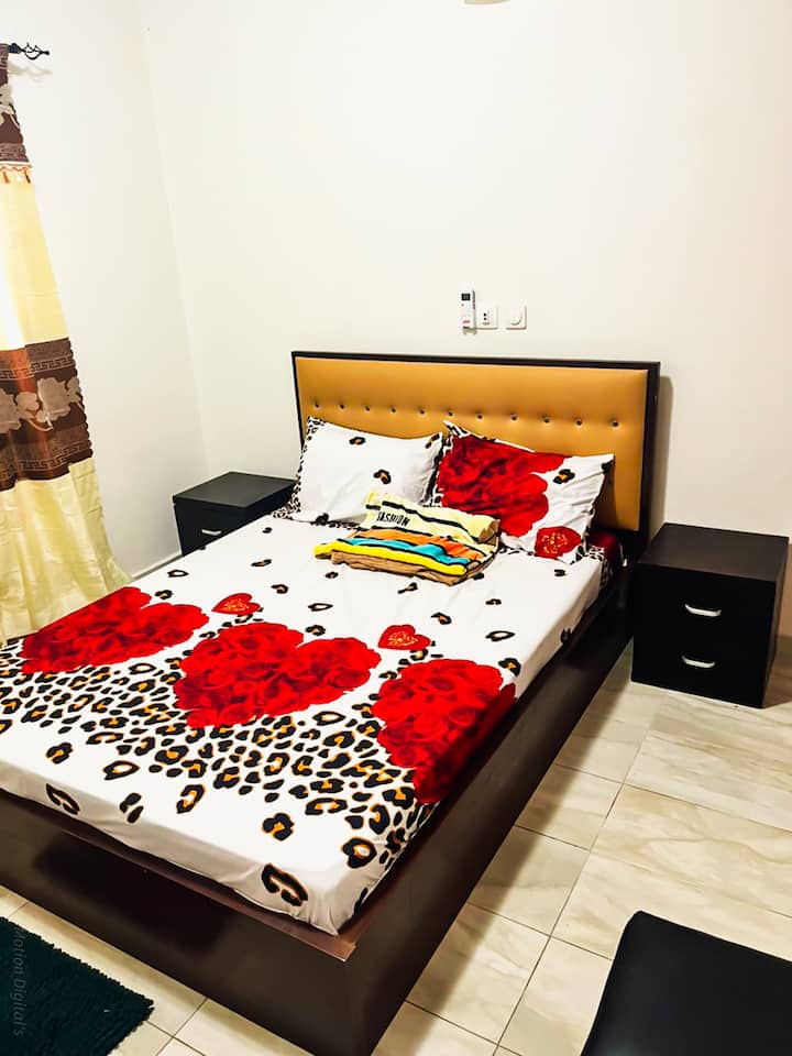 Beau Studio Riviera 5 Akouédo - Abidjan