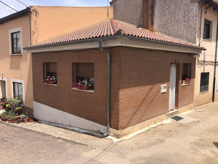 "La Cuesta Verde". Mini Hogar - Aranda de Duero