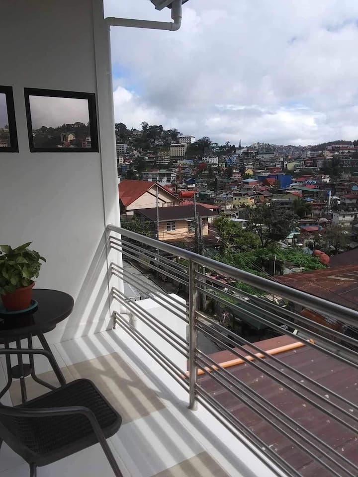 D3 Sisters Studio Apt W/ Balcony - Baguio