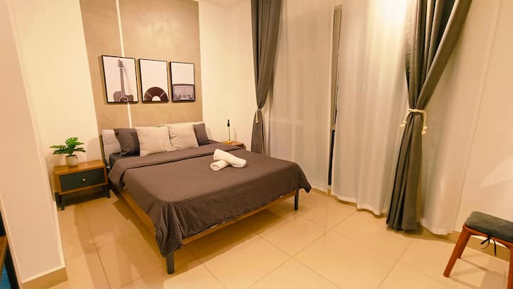 6pax Kulai D’putra Suite Smarttv With Wi-fi - Senai