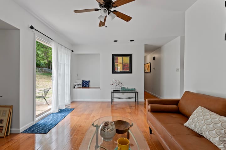 Spacious Elegant  Big Home - Minimal 30 Days - Eureka, MO