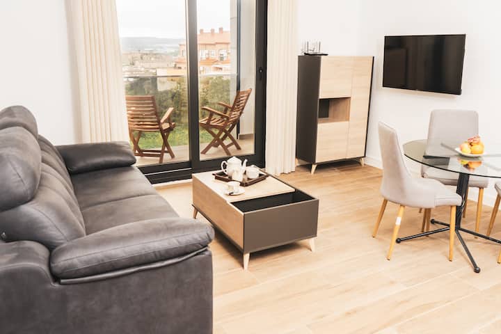 Apartamento Confort, Vistas, Parking Y Piscina - Plasencia, España