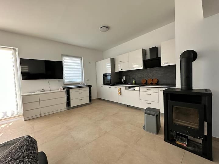 4-zi. Neubau, Garten+ Grillen, Parken, Bis 10 Pers - Werneuchen