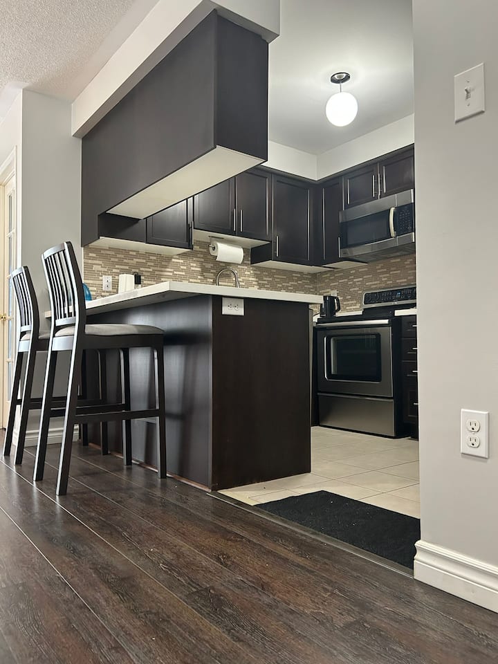 Prestigious One Bedroom In Ajax - Ajax
