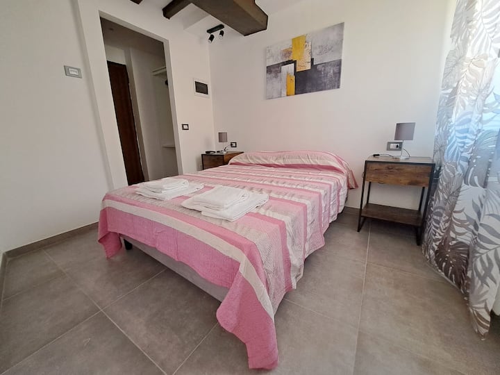 Appartamento Centro Storico Modena Vicino Stazione - Modena