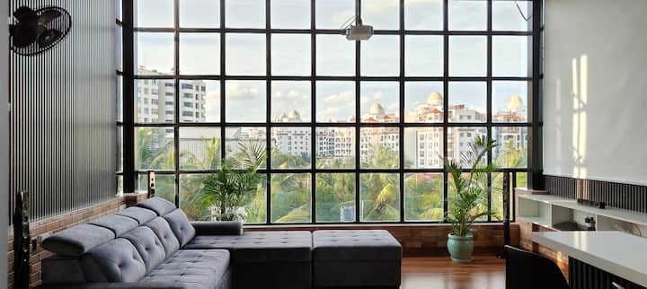 Lovedale Binge Hub Screen Movie/cricket - Bangalore