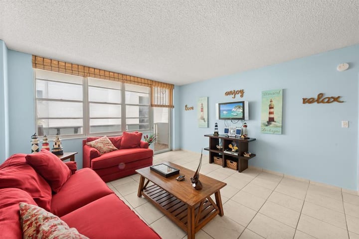 G* Exclusive Beach Front Condo! Soundproof Windows - Hollywood, FL