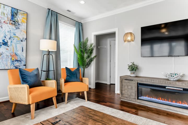 5 Br Walk To Beach! Great For Families! - Hampton, VA
