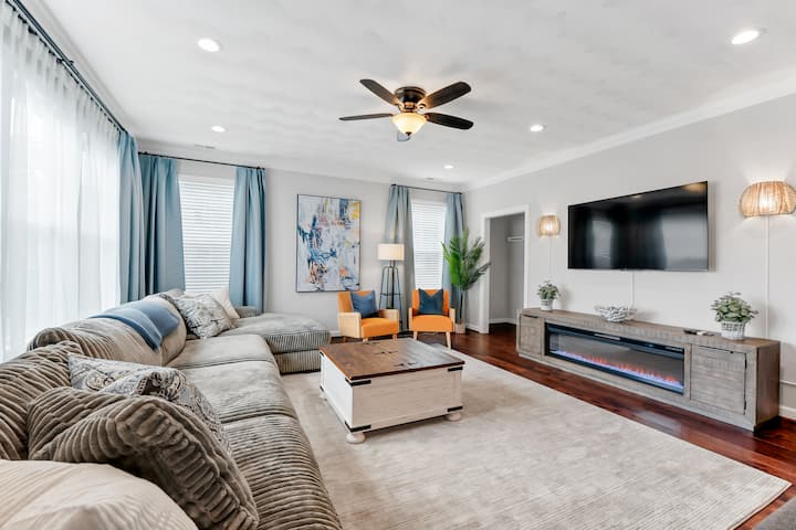 Beautiful 5br Beach House - Family-friendly Stay - Virginia Beach, VA