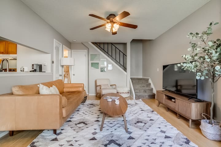 Cozy 2br/2ba Condo – Walk To Park & Bike Path - Boulder, CO
