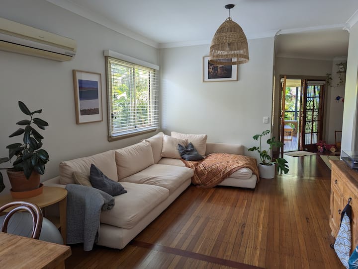 Beautiful Beachside Holiday Home - Coffs Harbour