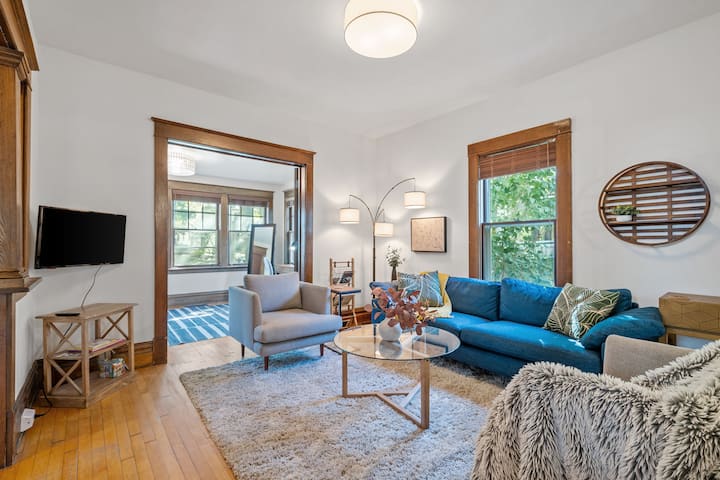 Linden Hills Family Friendly Home - Minneapolis, MN