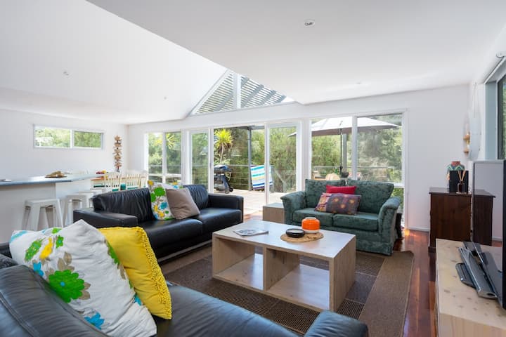 Stroll To The Sea—sun-drenched Seaside Lifestyle - Rye