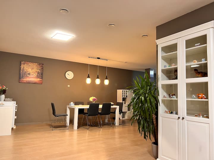 Erika House - Barendrecht