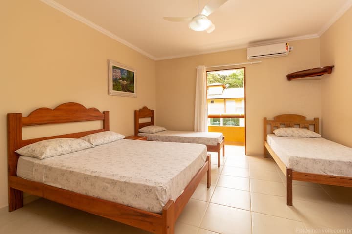 Suíte Quádrupla Com Sacada - Trindade