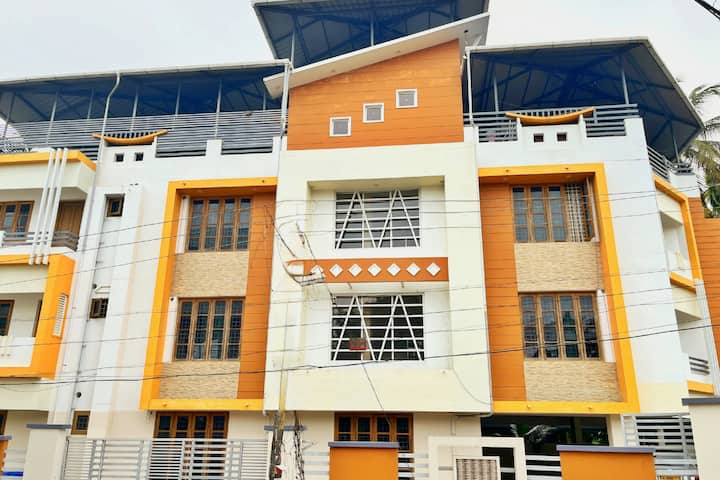 Thrissur Villas Homestay-three Bedroom Villa - Thrissur