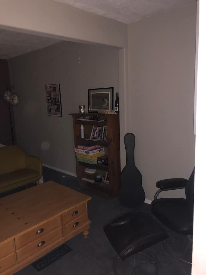 Pool Party, 2 Rooms Close To I25, Private Relaxing - Albuquerque, NM
