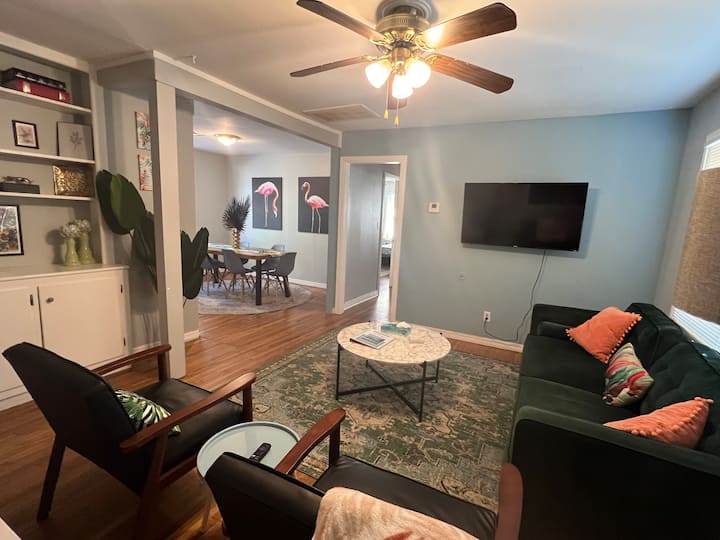 Jungle Oasis, 5 Min Walk To Ou - Norman, OK