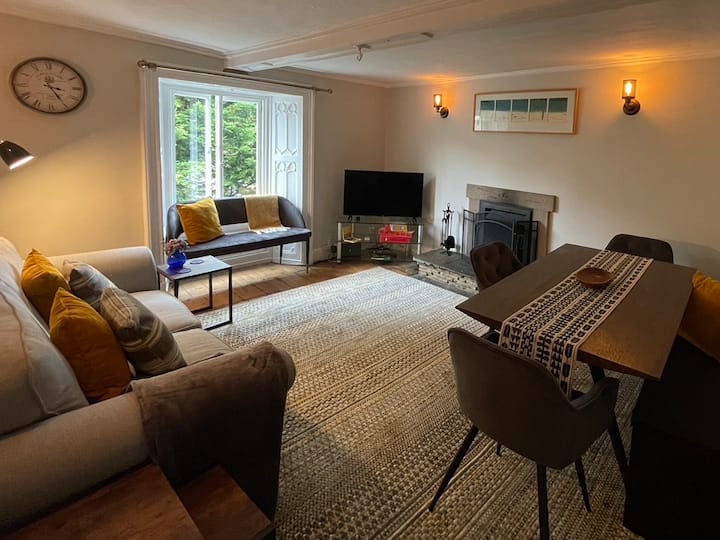 Cosy Pet Friendly Cottage For 6 In Hope Valley - Hathersage