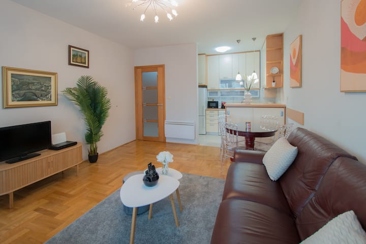 City Nest Apartment - Podgorica