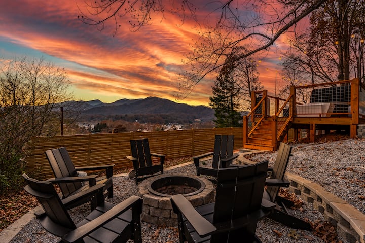 Ice Bath! Sauna! Jacuzzi! Stunning Mountain Views! - Lake Junaluska, NC