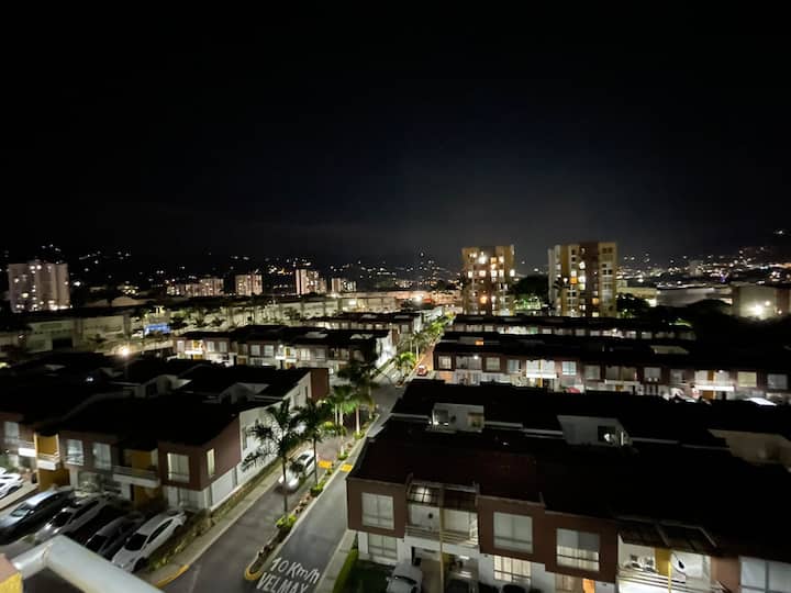 Amplio Apartamento En Papiro! - Pereira, Colombia