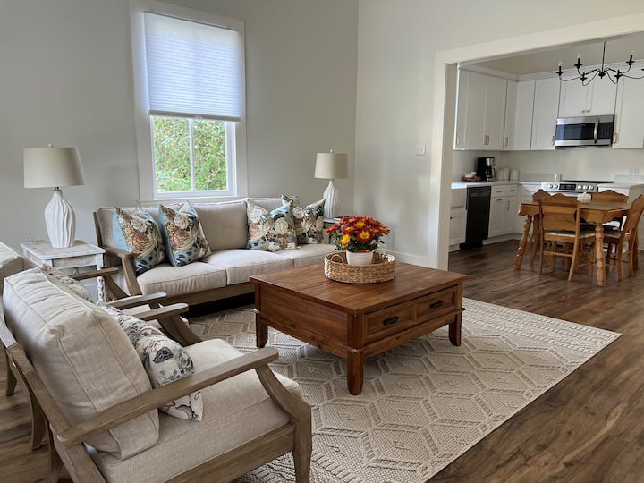 Historic District Greek Revival - New Iberia, LA