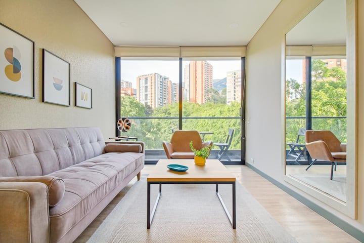 Apto Poblado Class Suites - 401 - Medellín