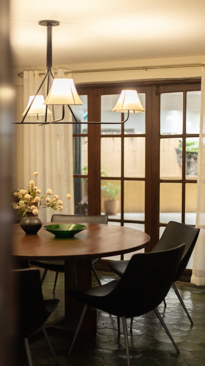Luxury Mid-century House Only 5 Minutes To Nimman - Chiang Mai