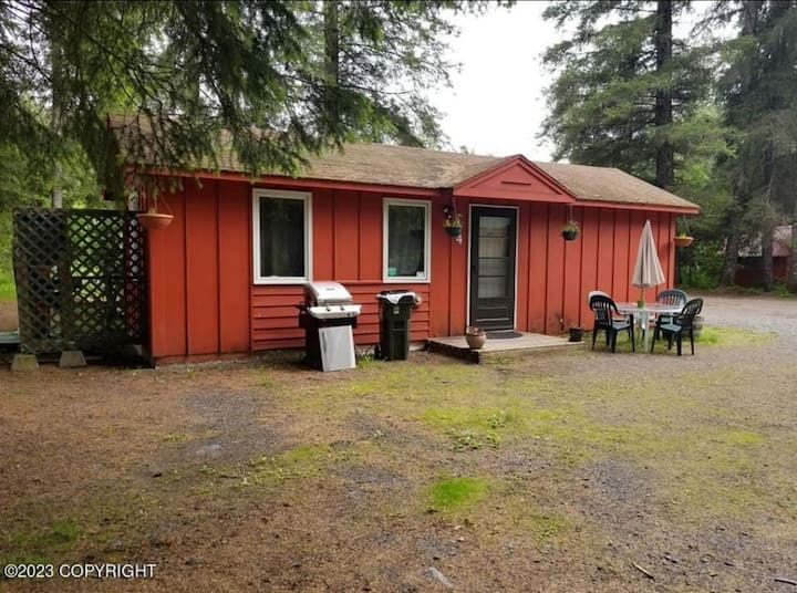 Moose Lodge- Cabin 4- Family Cabin - Seward, AK