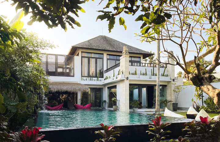 Pererenan Artvilla: 3br Garden Oasis - Free Pickup - Canggu