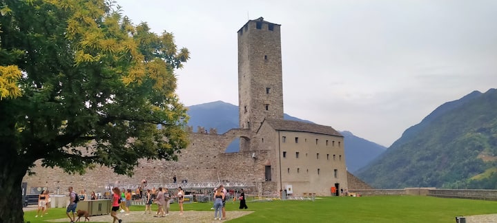 Affitasi Camere Arredate - Bellinzona