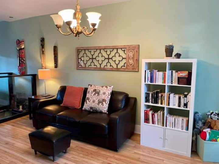 Chambre Acces Jardin, 7 Minutes Métro Crémazie - Montreal