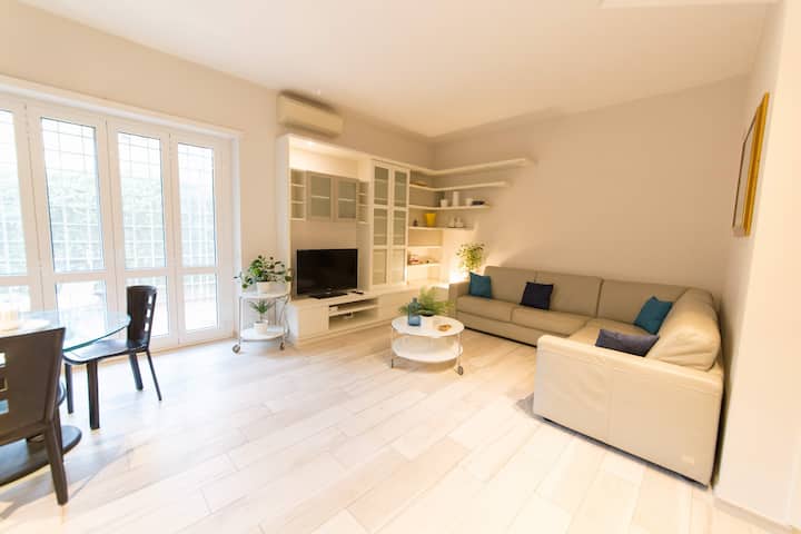 Bright Apartment Near San Pietro - Rome