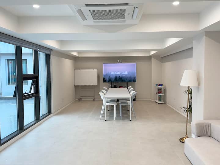 [신규오픈] 노래방, 루프탑 테라스가 있는 프라이빗 파티룸 - Seongnam-si