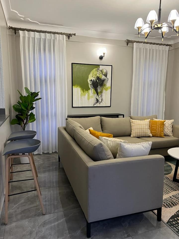 The Palm Apartment - Uganda