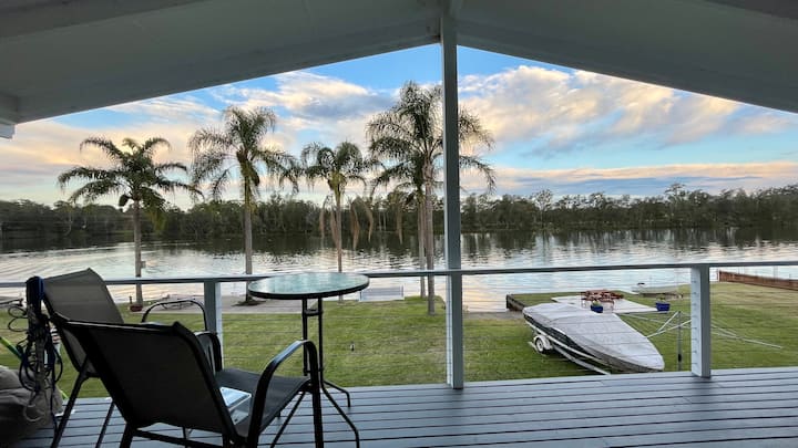 Waterfront Haven On Dora Creek - Newcastle