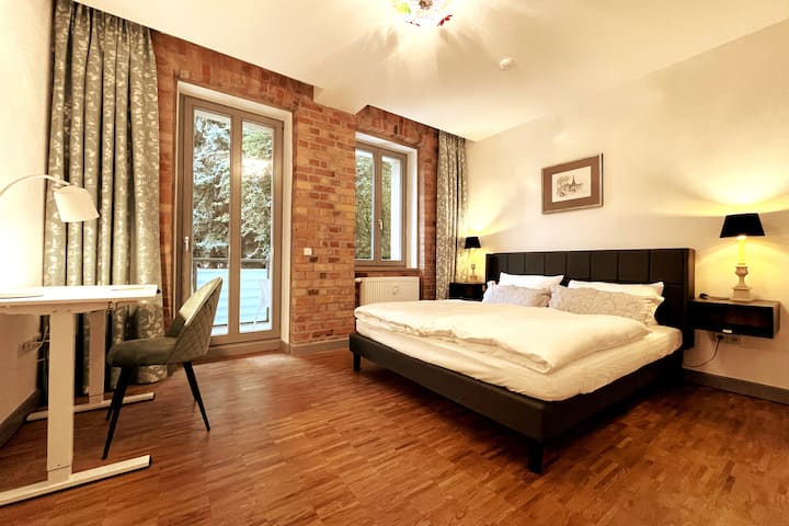 Individuell Wohnen Mit Balkon & Highspeed Wlan - Leipzig