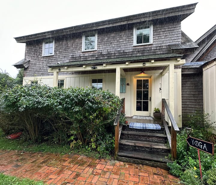 Cozy Room In Timber Frame Home On The Bay - Westhampton Beach