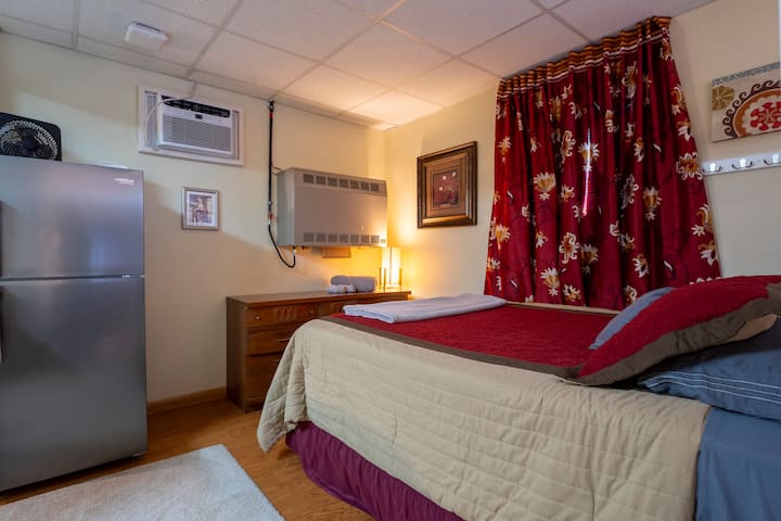 Studio Unit Only 10 Minutes To Wvu! - Morgantown, WV